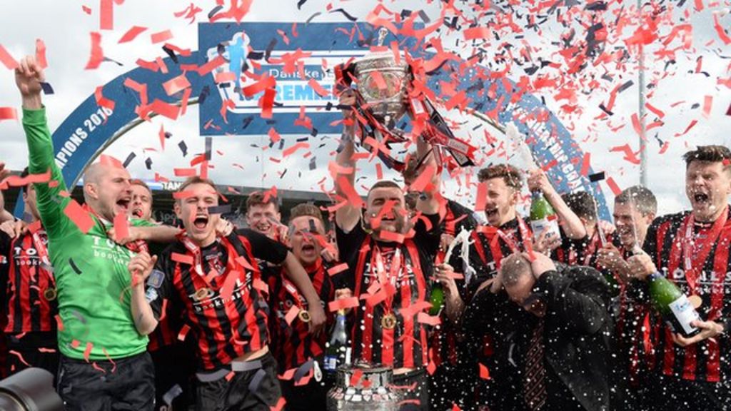 Crusaders crowned champions at Seaview after beating Coleraine - BBC Sport