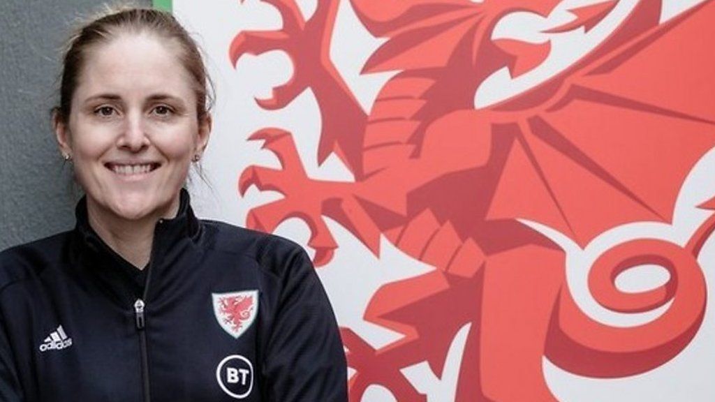 Gemma Grainger: Introducing Wales' new manager - BBC Sport
