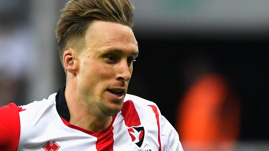 Asa Hall: York City sign Cheltenham Town midfielder on loan - BBC Sport