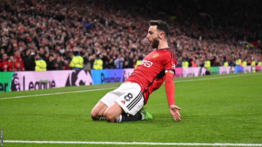 Man Utd 4-2 Sheff Utd: Hosts fight back from behind twice to win - BBC ...