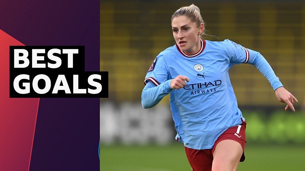 Manchester City's Laura Coombs & Chelsea's Sam Kerr feature in WSL best ...