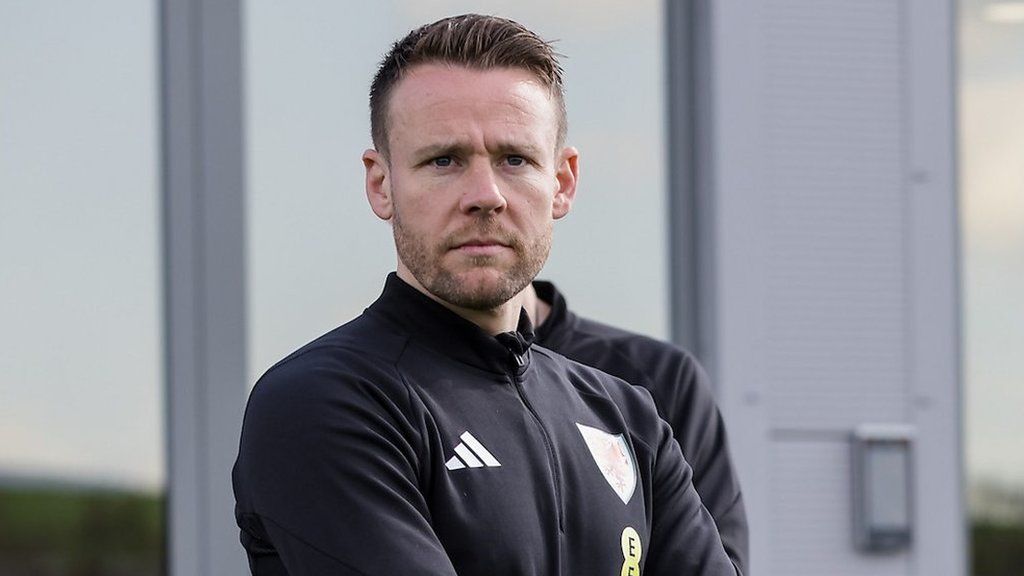 Chris Gunter: Defender says thank you after Wales retirement - BBC Sport