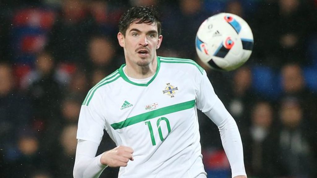 Kyle Lafferty excited by Conor Washington partnership potential - BBC Sport