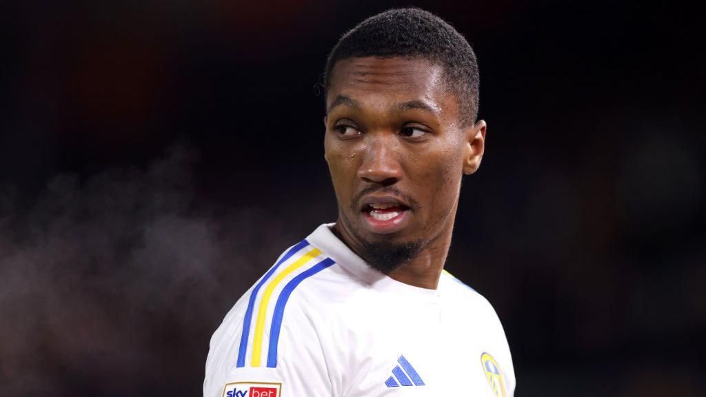Leeds United 'family' show support for Jaidon Anthony - BBC Sport