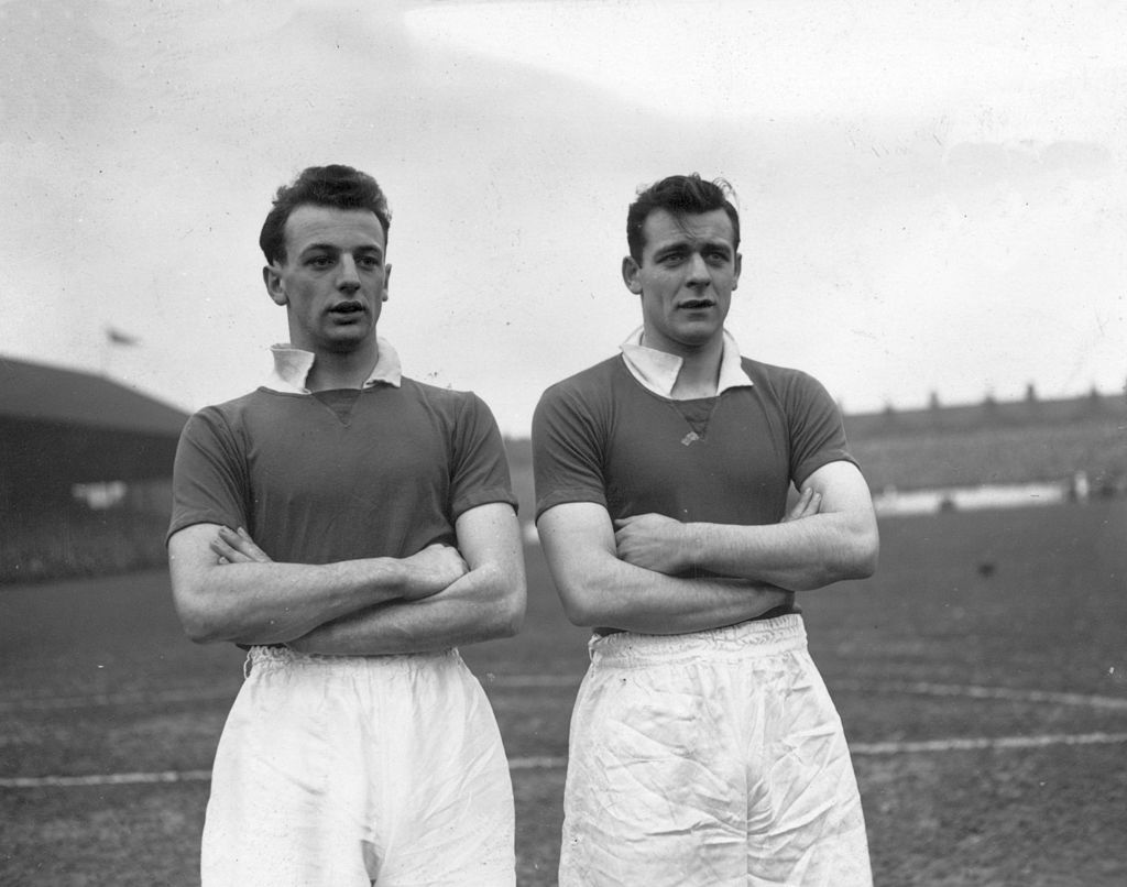 Former Chelsea full-back Sillett dies aged 85 - BBC Sport