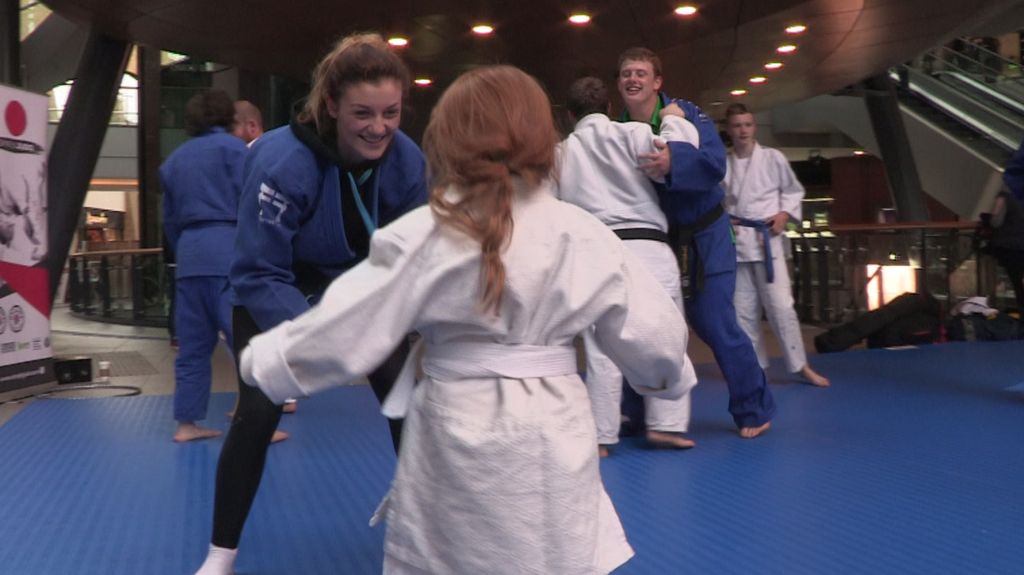 Get Inspired: Belfast shoppers thrown by judo - BBC Sport