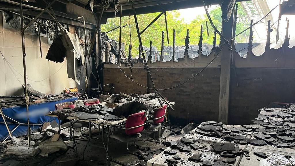 Orsett laundry room fire tackled by six crews - BBC News