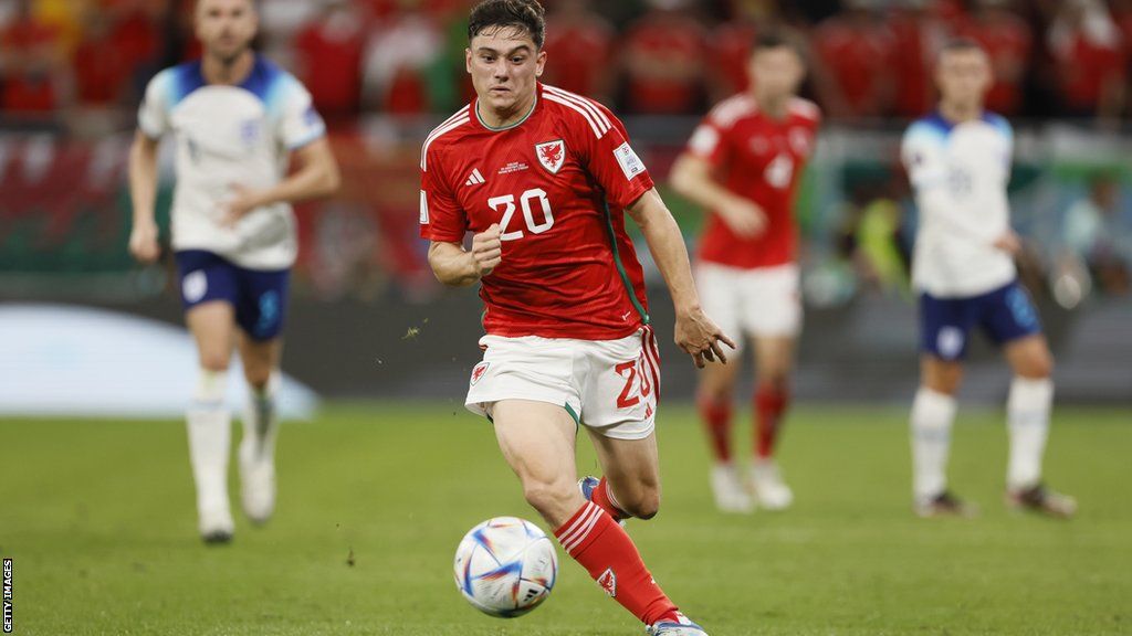 Daniel James: Wales winger 'disappointed' by lack of Fulham minutes ...