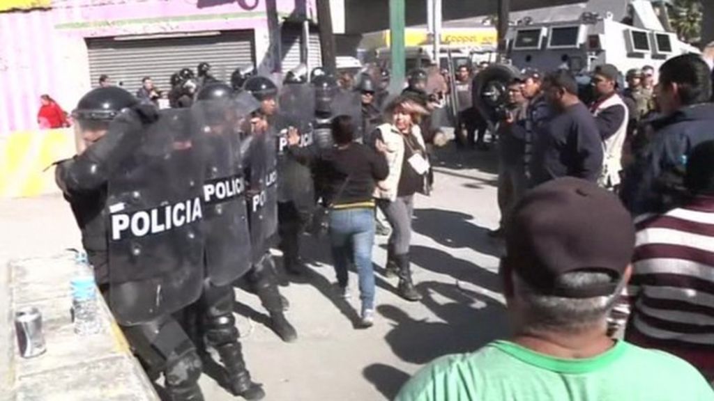 Mexico prison riot leaves 49 dead near Monterrey - BBC News