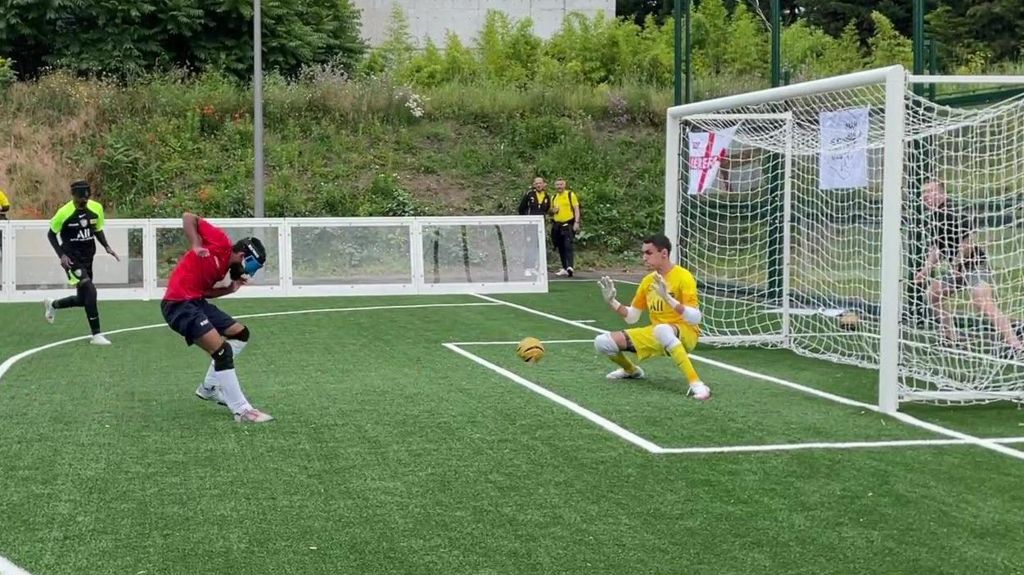 Manchester Airport Chaos Leaves Blind Football Team Stranded Bbc News