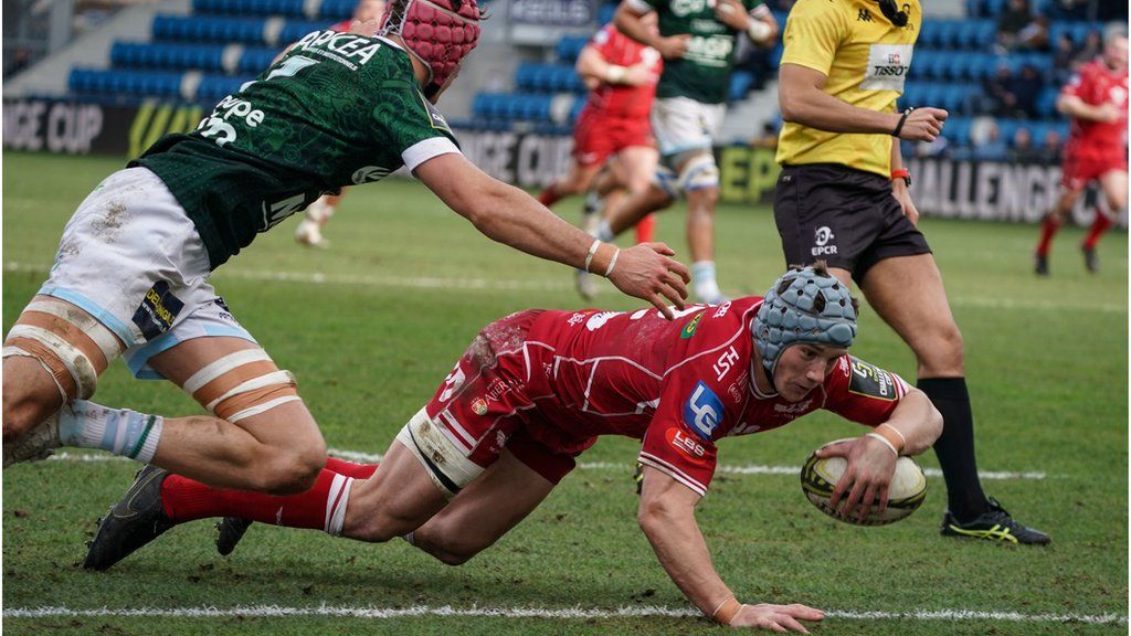 Jonathan Davies: 'Fox' in the centre set for 200 not out with Scarlets ...