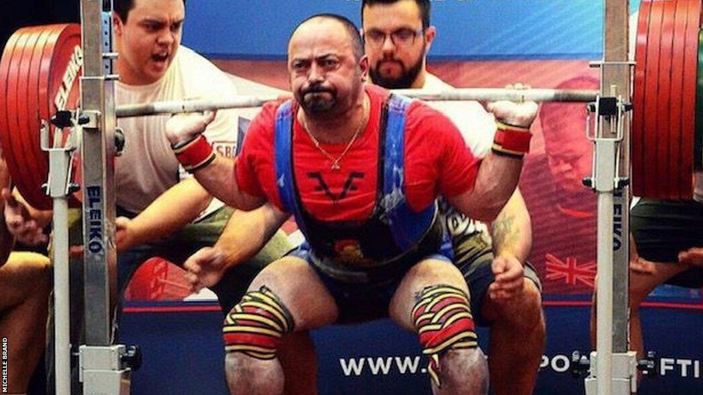 Phil Richard targeting more powerlifting success at 52 years old - BBC Sport