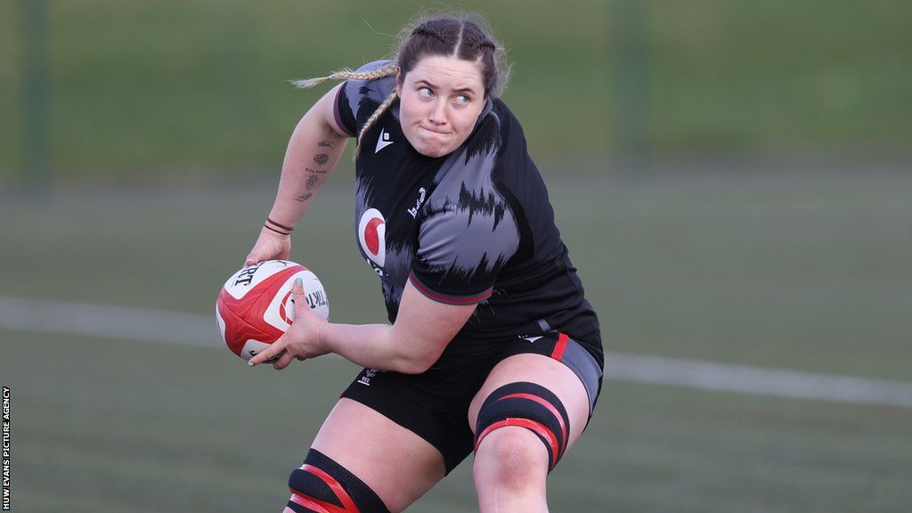 Gwen Crabb: Wales and Gloucester-Hartpury lock suffers further injury ...
