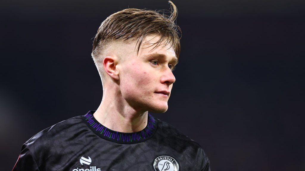 Sam Bell: Bristol City striker on putting penalty misery behind him ...