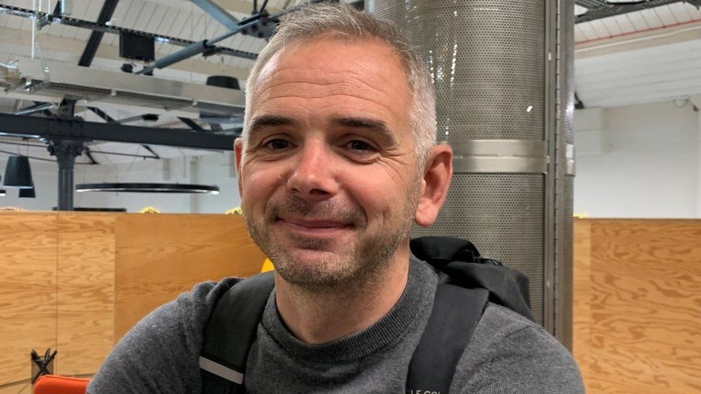 Gran Fondo Isle of Man weekend attracts record entry - BBC Sport