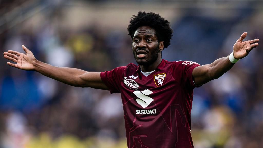 Forest complete Aina signing - BBC Sport