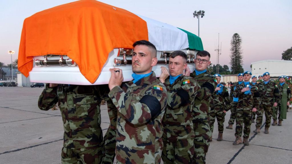 Seán Rooney: Body of soldier killed in Lebanon flown home - BBC News