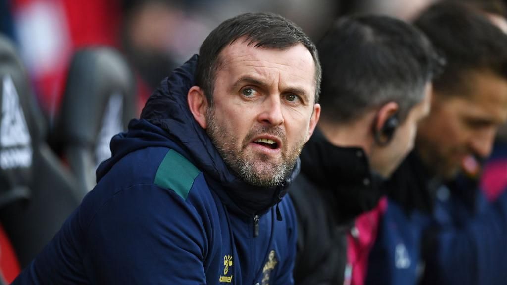 Nathan Jones sacked by Southampton after nine defeats in 14 games - BBC ...