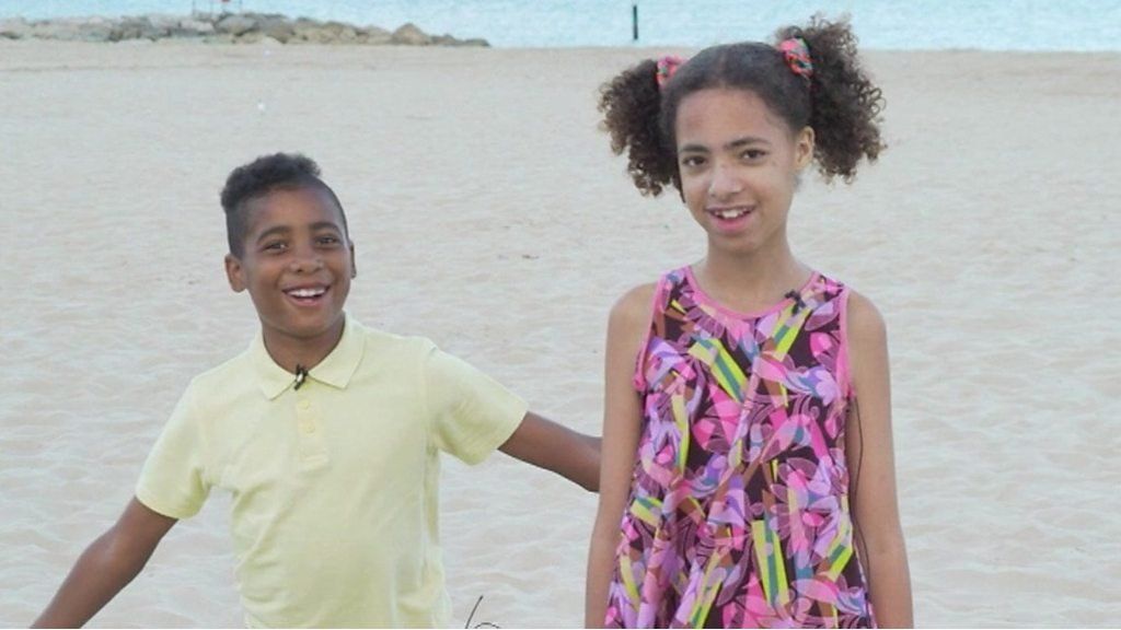 Growing up mixed race: 'People can't pronounce my name.' - BBC Newsround