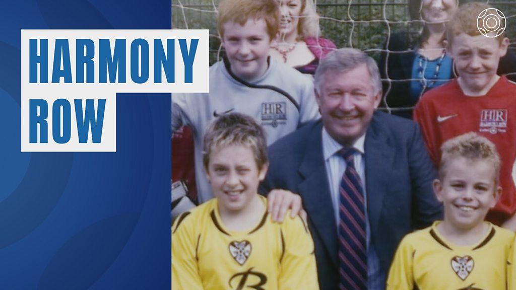 Football Focus: Manchester United and Sir Alex Ferguson's link with Harmony Row youth club - BBC ...