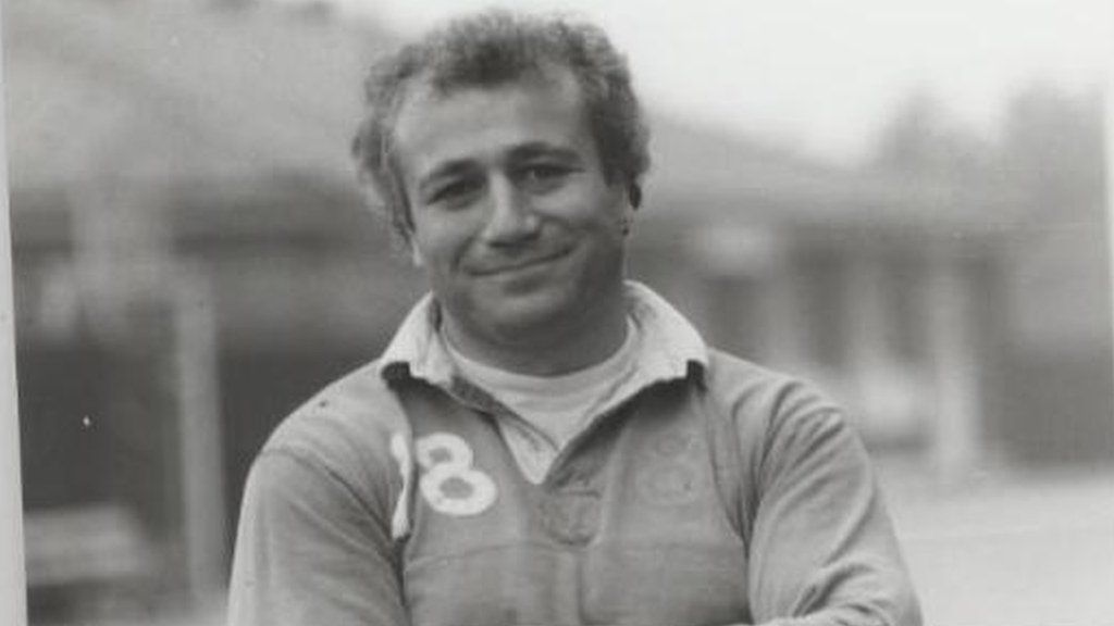 Paul Rendall: Former England and Wasps prop dies aged 69 - BBC Sport