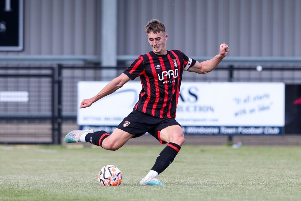 Owen Bevan to join Hibs on loan from Bournemouth - BBC Sport