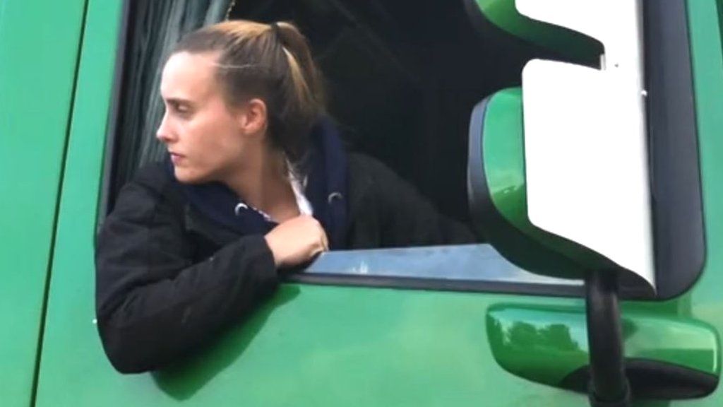 Nottinghamshire HGV testing centre opens after rule change - BBC News