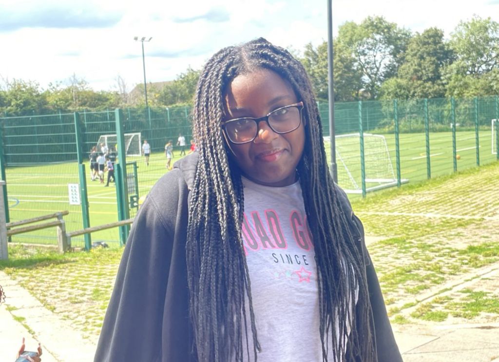 Milton Keynes: Basketball star's summer club sees demand rise - BBC News