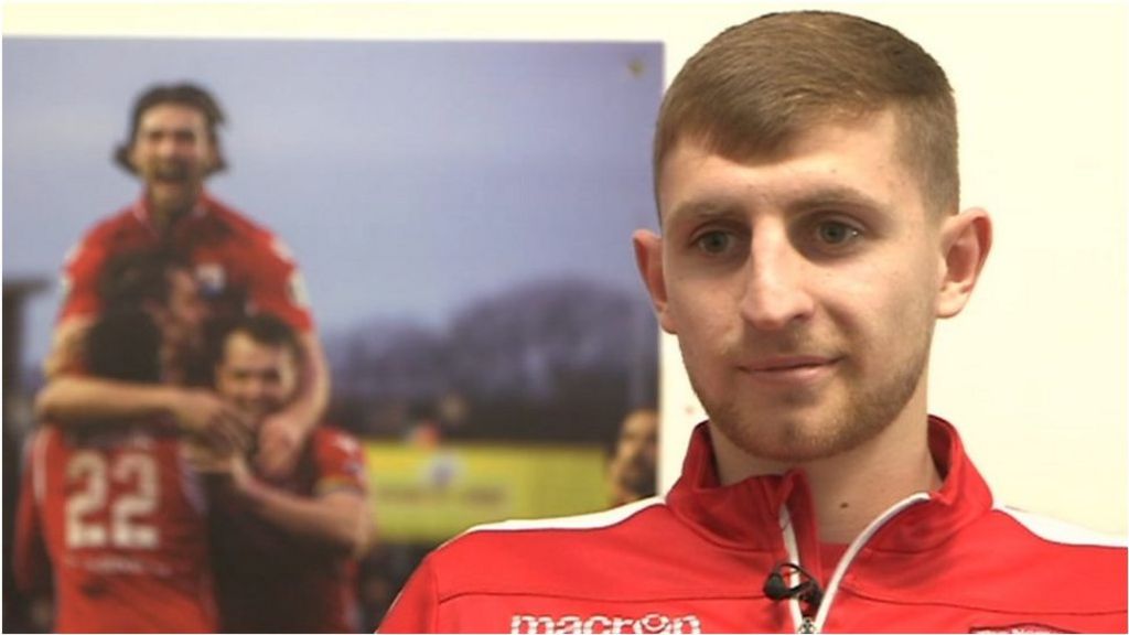 Jake Phillips: 'Cynrychioli Cymru yn Yr Alban' - BBC Cymru Fyw