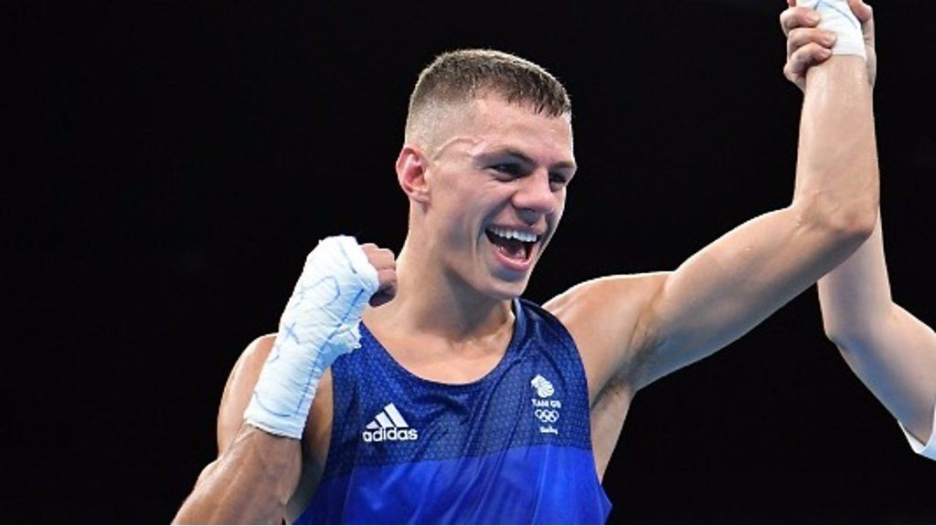 Rio 2016 Olympics: GB's Pat McCormack wins men's light-welterweight ...