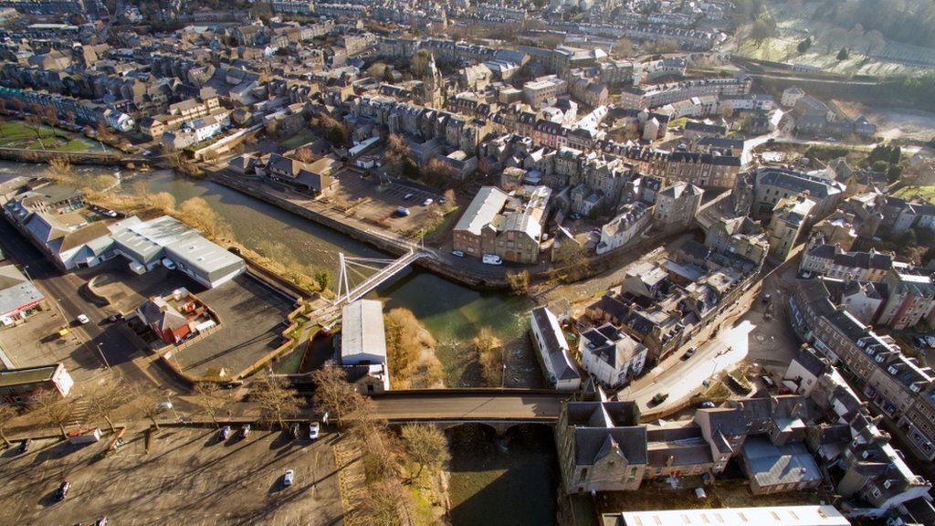 Hawick flood protection scheme opposition level revealed - BBC News