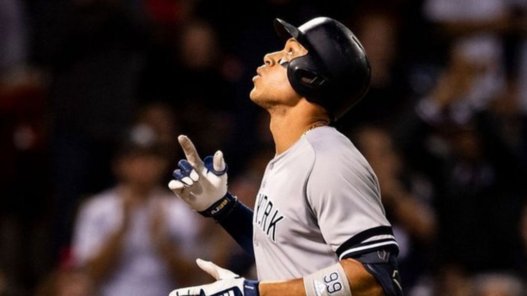 MLB: New York Yankees set home run record - BBC Sport