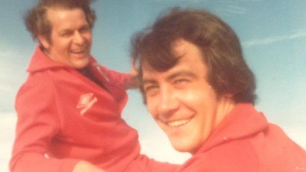 David Willicombe: Ex-Wales and Great Britain international dies, aged ...