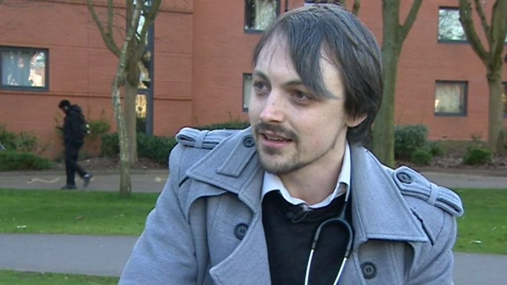 'Use NHS wisely' warning ahead of post-Easter strike - BBC News