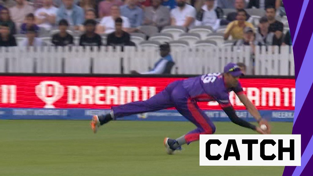 The Hundred 2023: David Wiese takes 'unbelievable' diving catch to remove Zak Crawley - BBC Sport