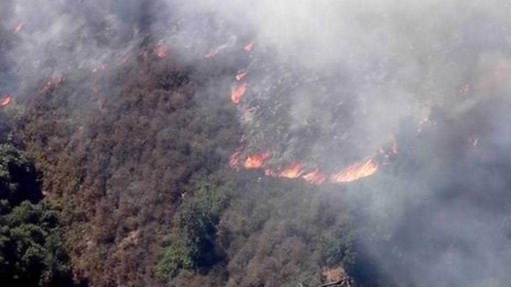 Wildfires continue to rage in North America - BBC Weather