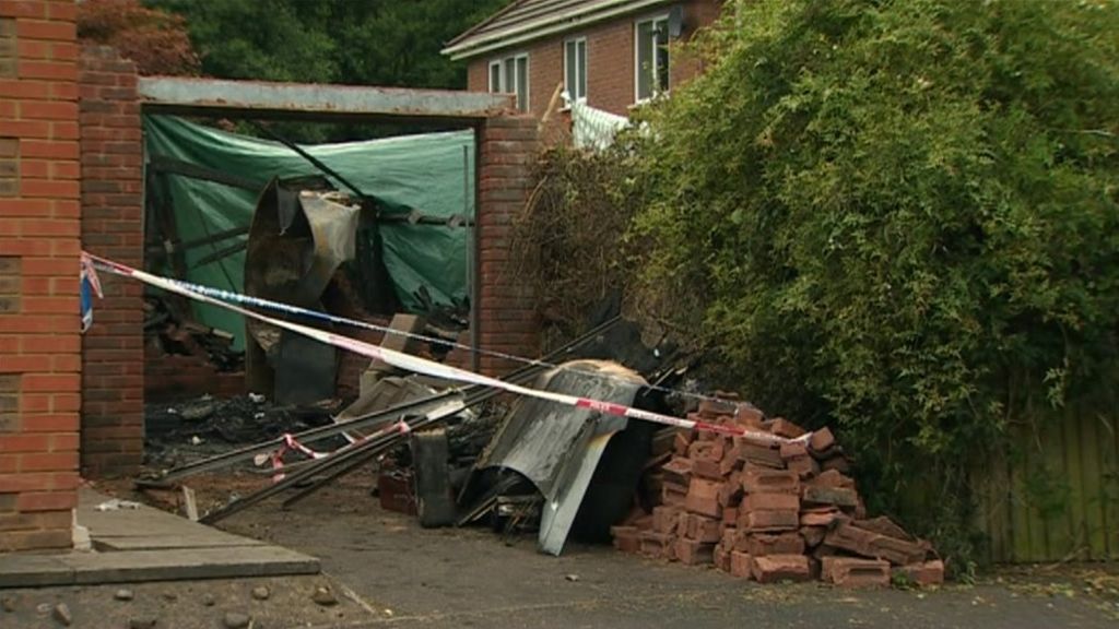 Pontypool garage explosion victim identified from DNA - BBC News