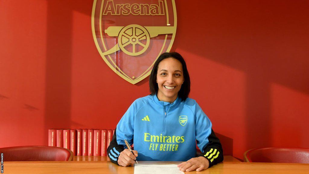 WSL transfer deadline day: Emma Sanders answers your questions - BBC Sport