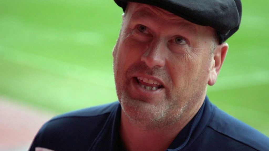 Scarlets coach Glenn Delaney rues Munster 'sucker punch' - BBC Sport