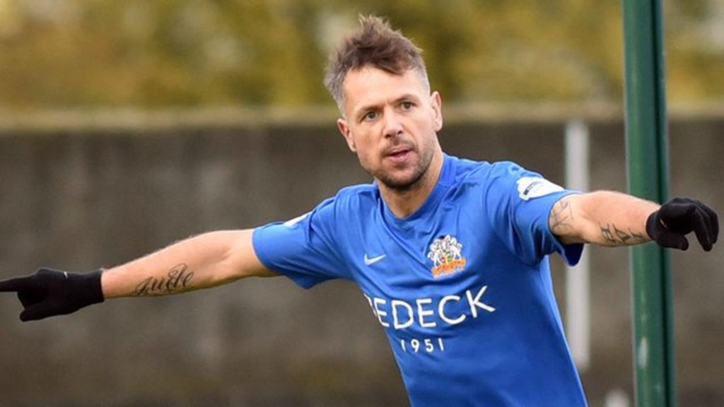 Declan O'Brien hat-trick as Glenavon beat Ballinamallard - BBC Sport