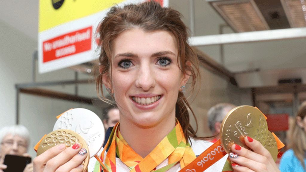 Paralympian Bethany Firth overwhelmed by Belfast reception - BBC Sport