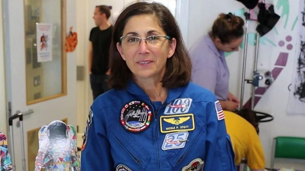 What was it like working on the International Space Station? - BBC ...