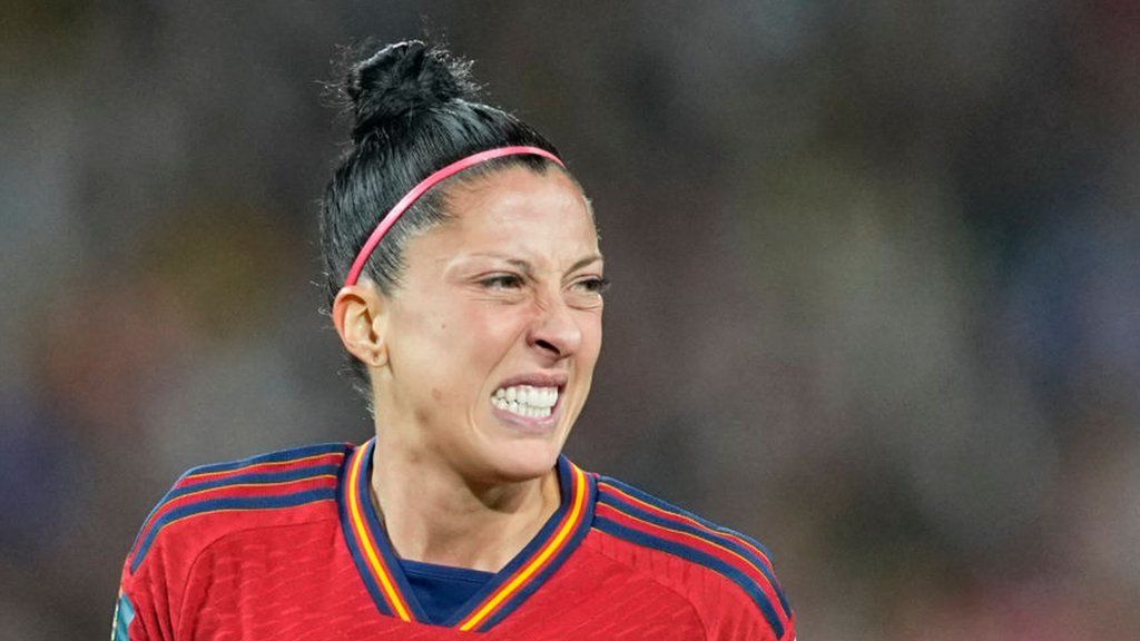 Luis Rubiales kissing Jenni Hermoso unleashes social tsunami in Spain ...