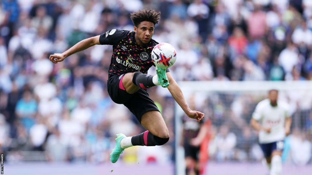 Kevin Schade: Brentford sign forward on permanent deal for 'club record ...