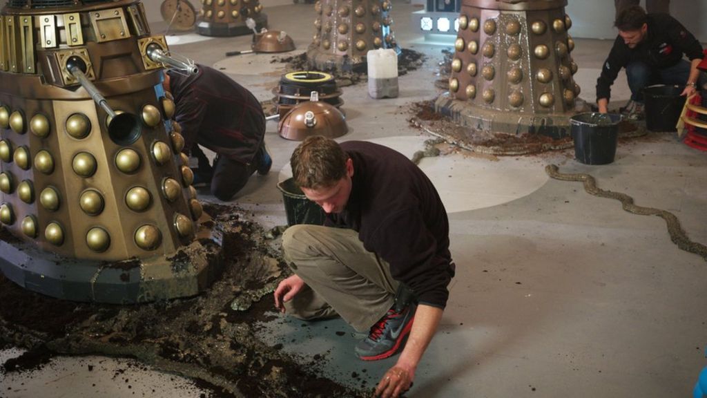 Llwyfan breuddwydion - BBC Cymru Fyw