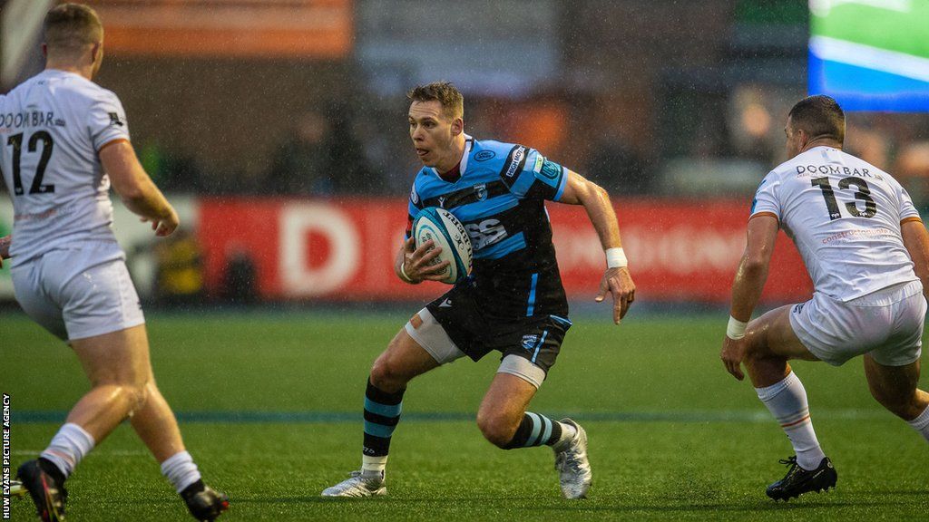 Cardiff's Liam Williams and Scarlets' Leigh Halfpenny set for rare face ...