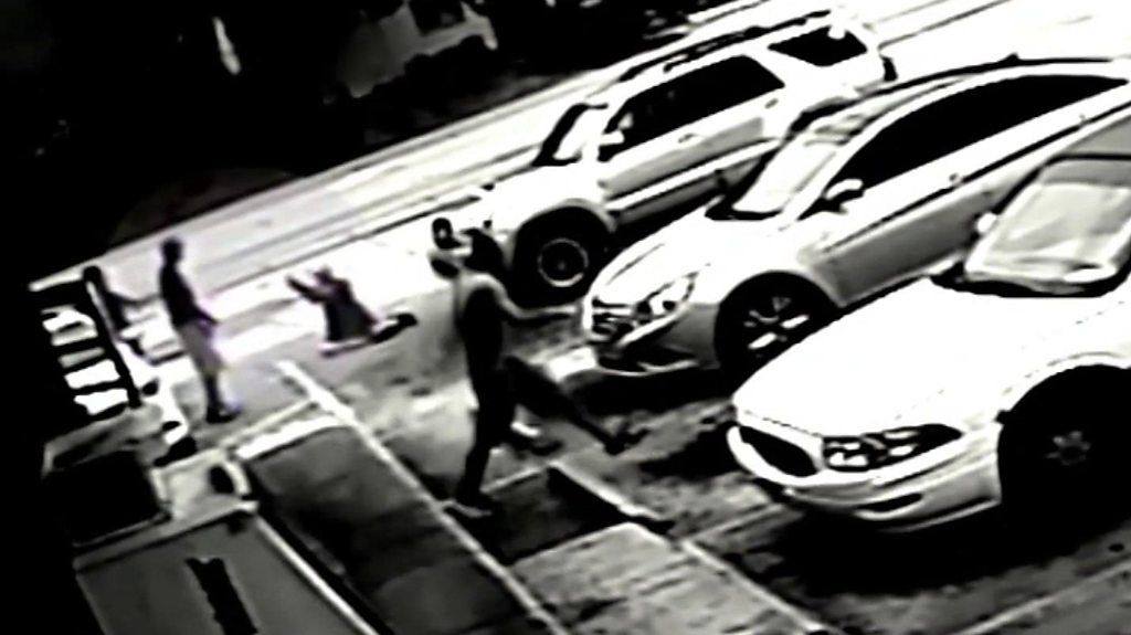 Florida sheriff backs Uber driver who killed 'goofball' - BBC News