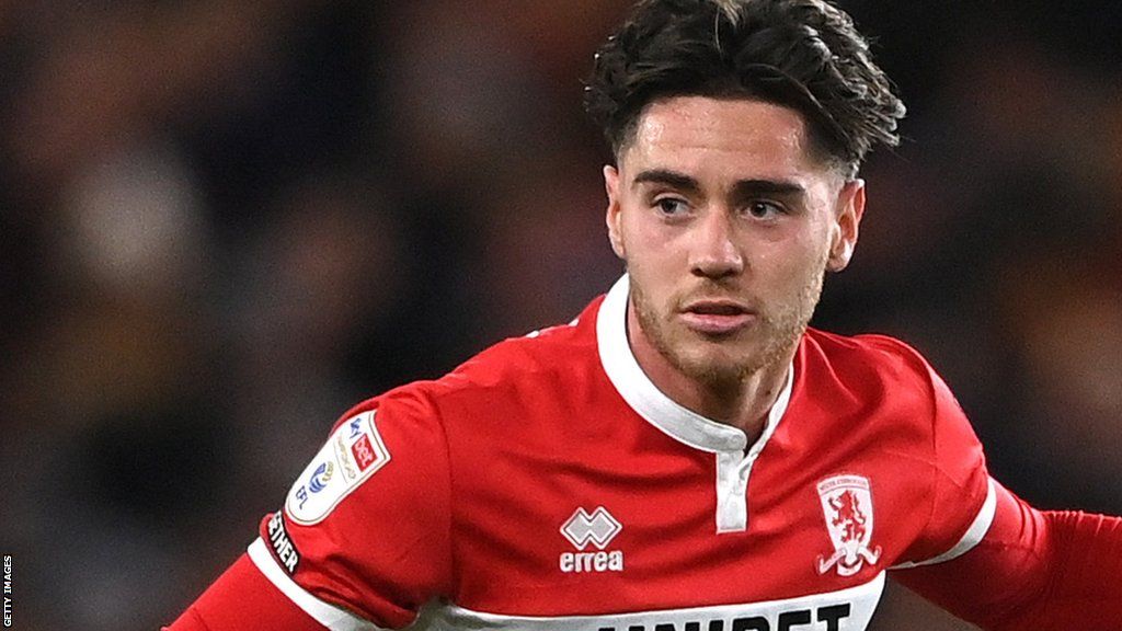 Hayden Hackney: Middlesbrough midfielder signs new deal until 2026 ...