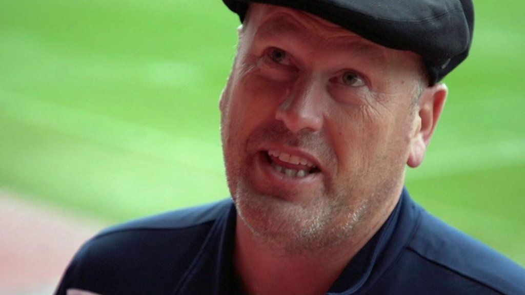 Scarlets coach Glenn Delaney rues Munster 'sucker punch' - BBC Sport