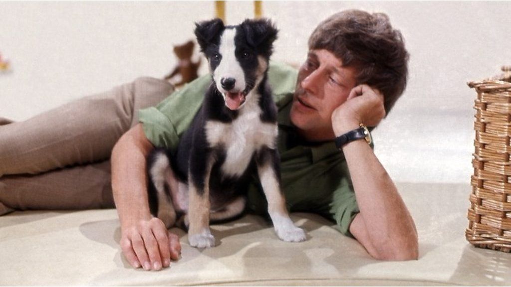 Former Blue Peter presenter John Noakes dies - BBC Newsround